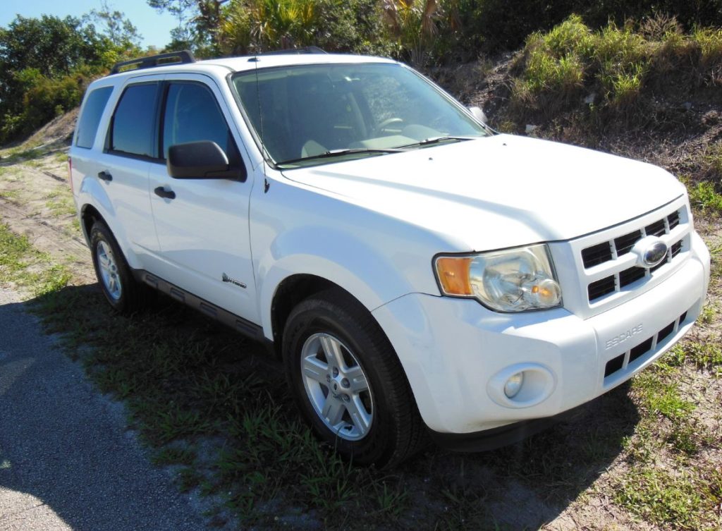Ford Escape – Engine Oil Guide